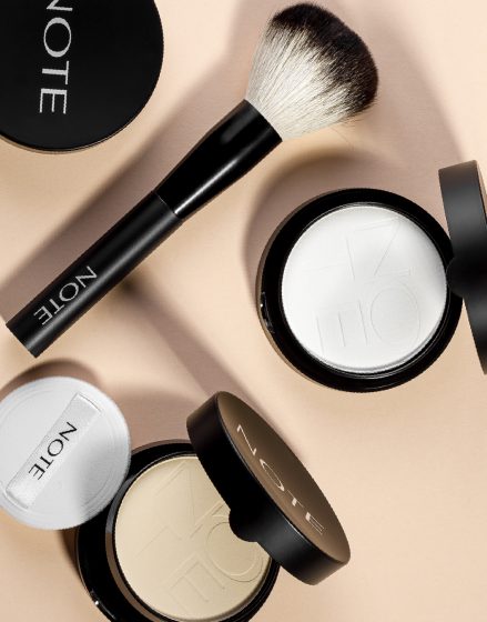 Banana Setting Powder/ Түгжигч нунтаг энгэсэг – Note Cosmetics
